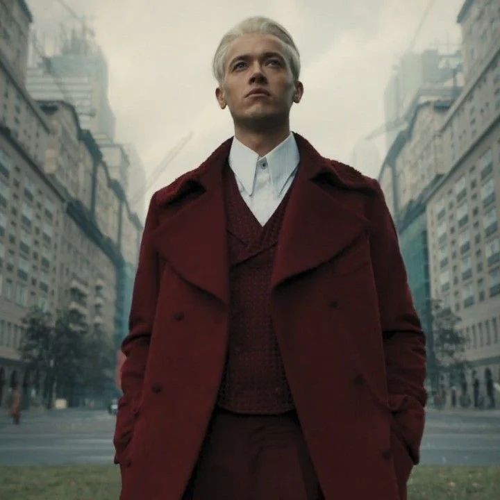 Character - Coriolanus snow
