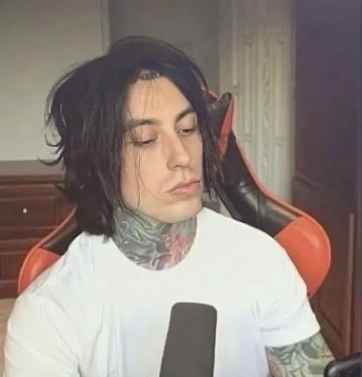 Character - Ronnie Radke