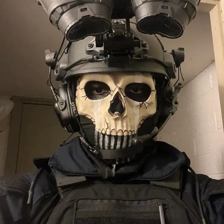 Character - simon 'ghost' riley