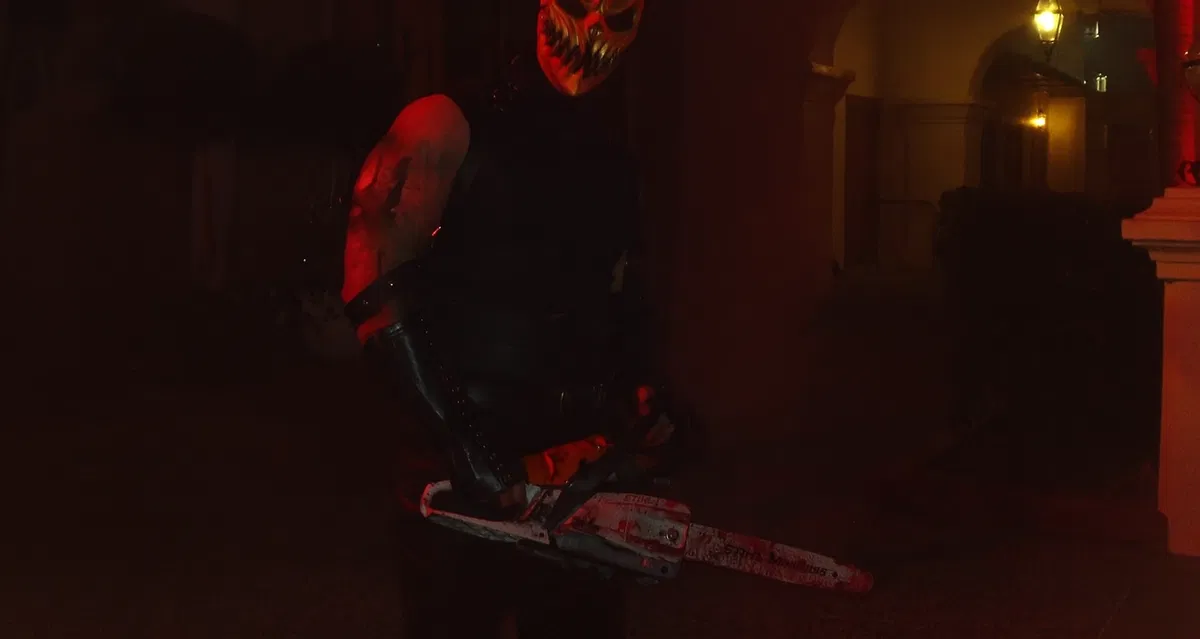 Character - Chainsaw Guy - Fright Night Scare Actor