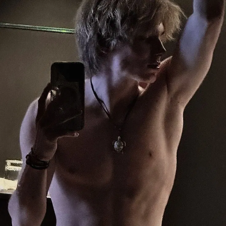 Character - Theodore Oliver Saint-Laurent